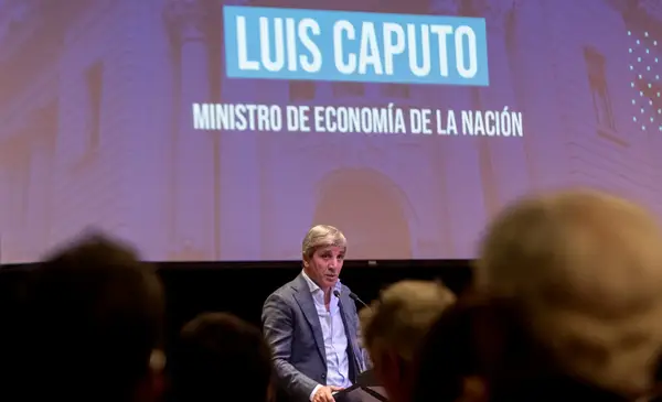 "Puede haber una guerra mundial o una invasión extraterrestre, que ...